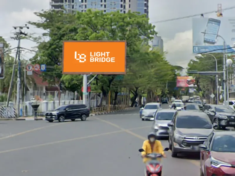 Maksimalkan Fasilitas Layanan Sewa Videotron Lightbridge yang Startup Friendly